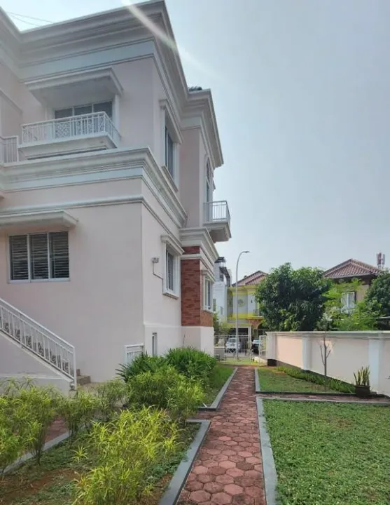 JUAL RUMAH ROYAL GADING MANSION KELAPA GADING HUB 0817882111 - RumahJo